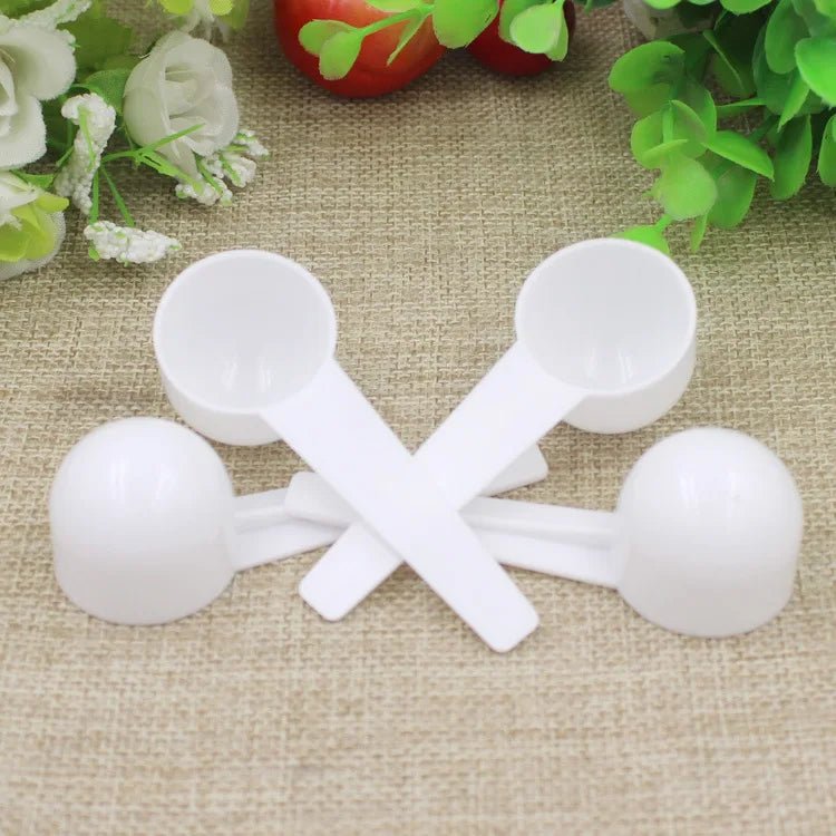 5g / 10ml Plastic Measuring Scoop – Beauty Pro Supplies Canada